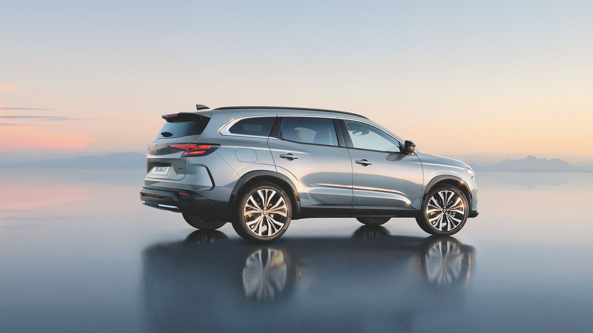 RENAULT ESPACE E-TECH FULL HYBRID · Renault Garagen Zentralschweiz u ...